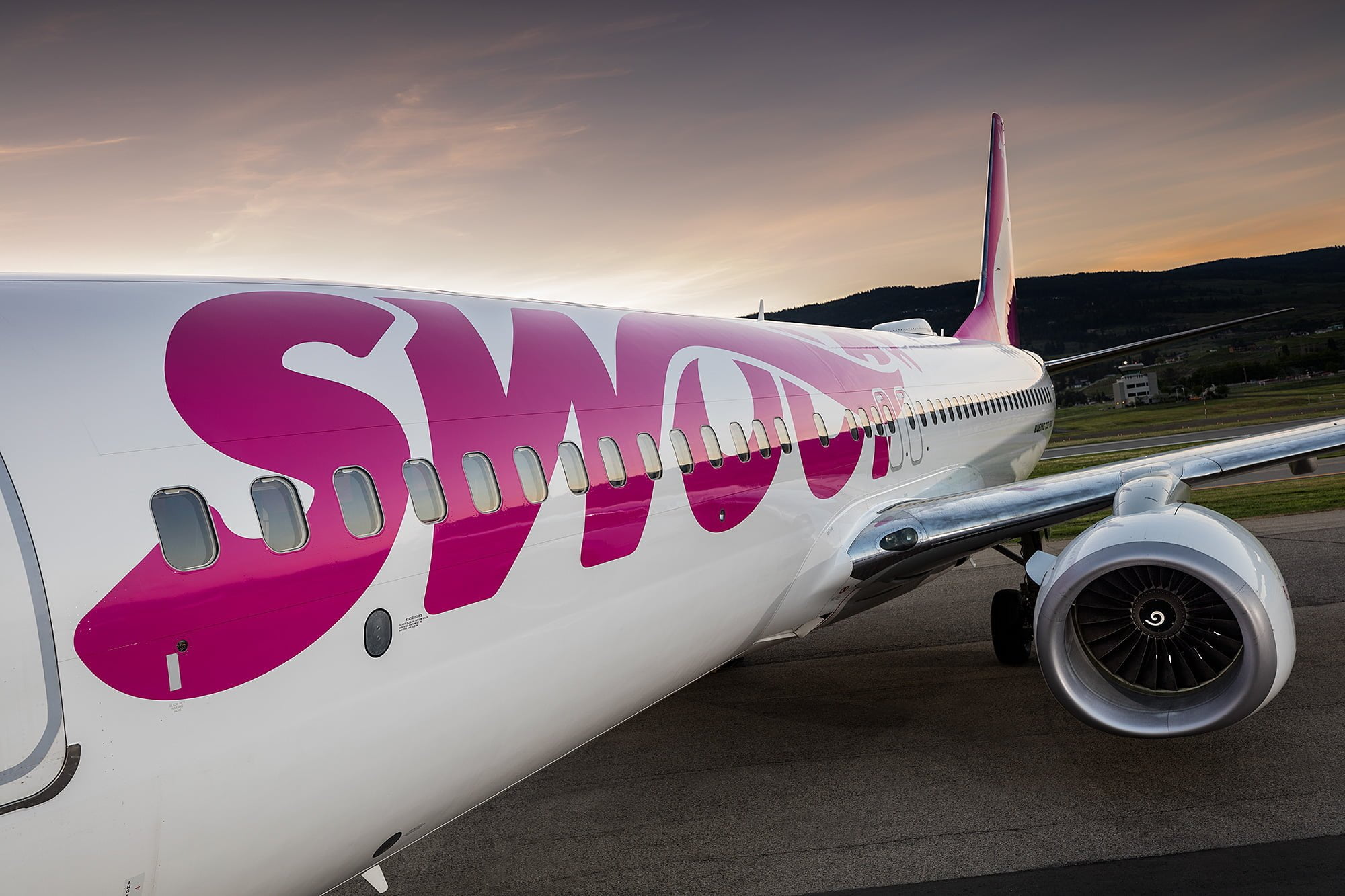 Swoop flight review: Hamilton to Las Vegas | The GATE