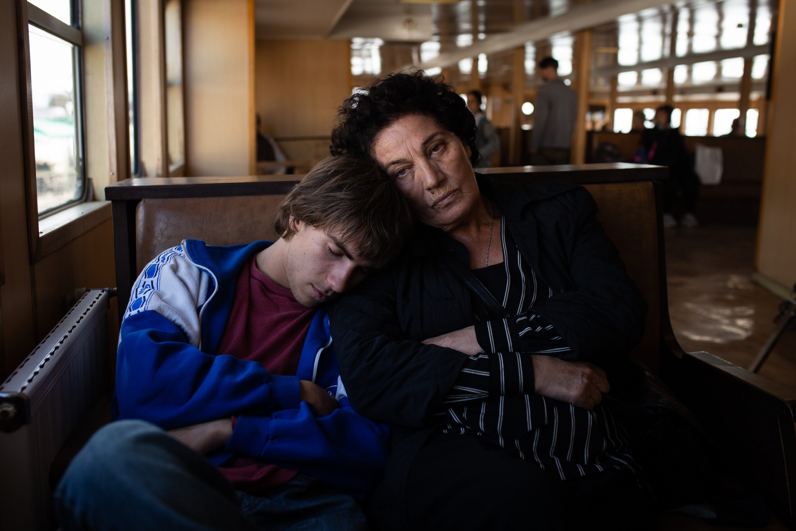 Crossing Review | The Body Politic and a Search for Life | The GATE