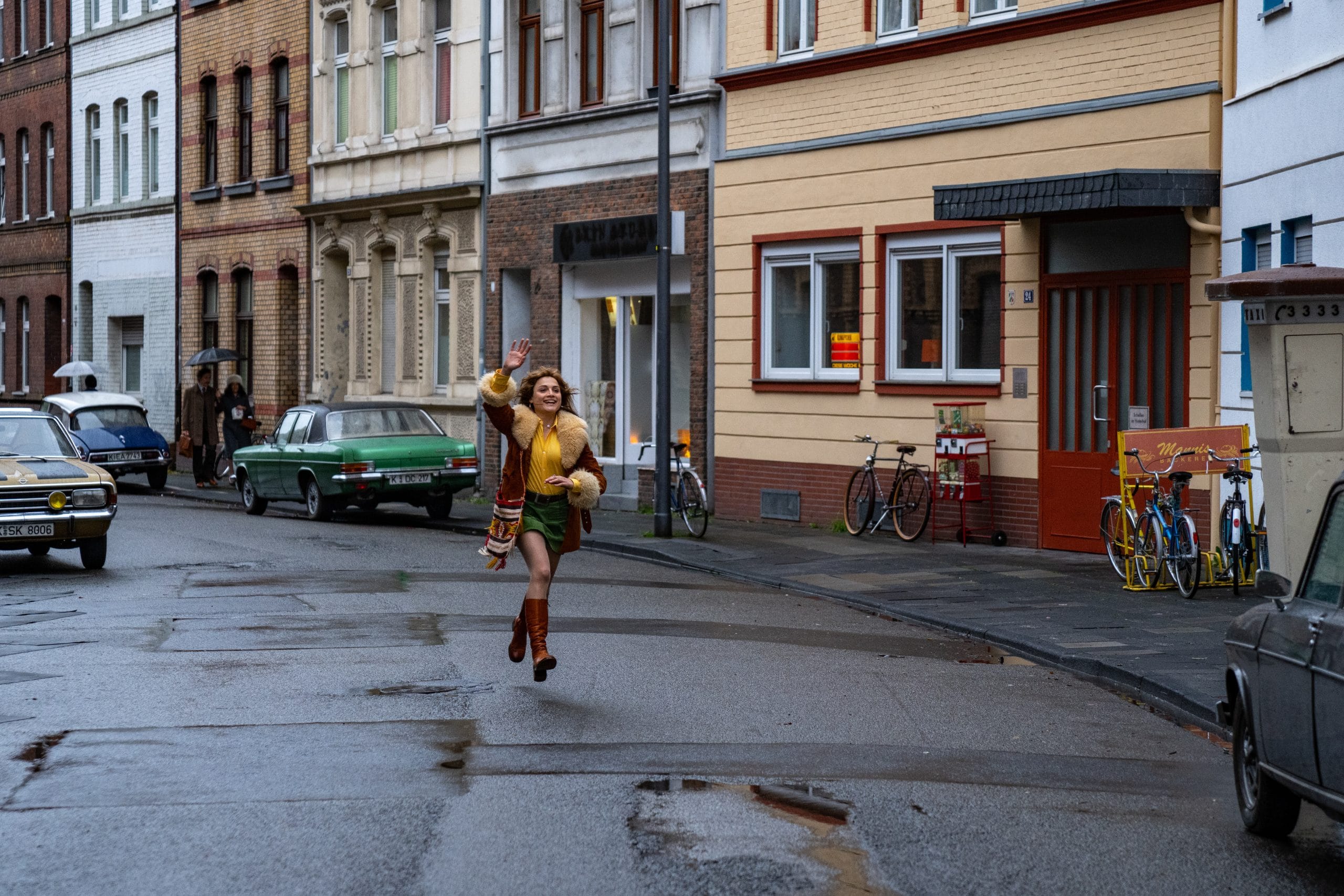 Koln 75 Review | Out of Tune | The GATE