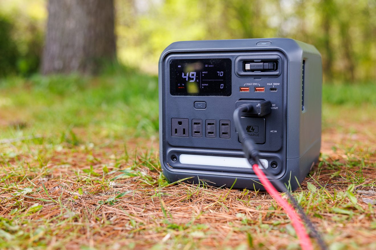 DJI Power 1000 Mini review | Power on-the-go for creators, campers, and ...